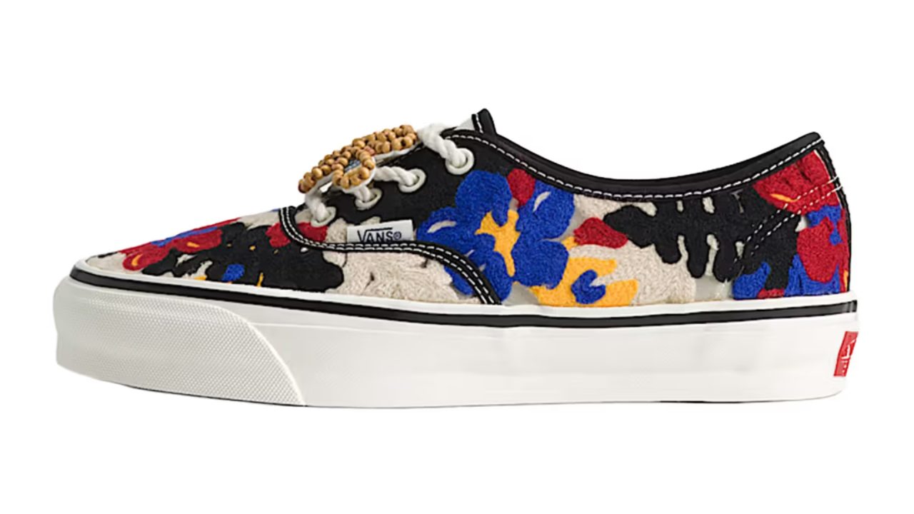 Vans resgata tênis da década de 60 e transforma visual com toque floral ...