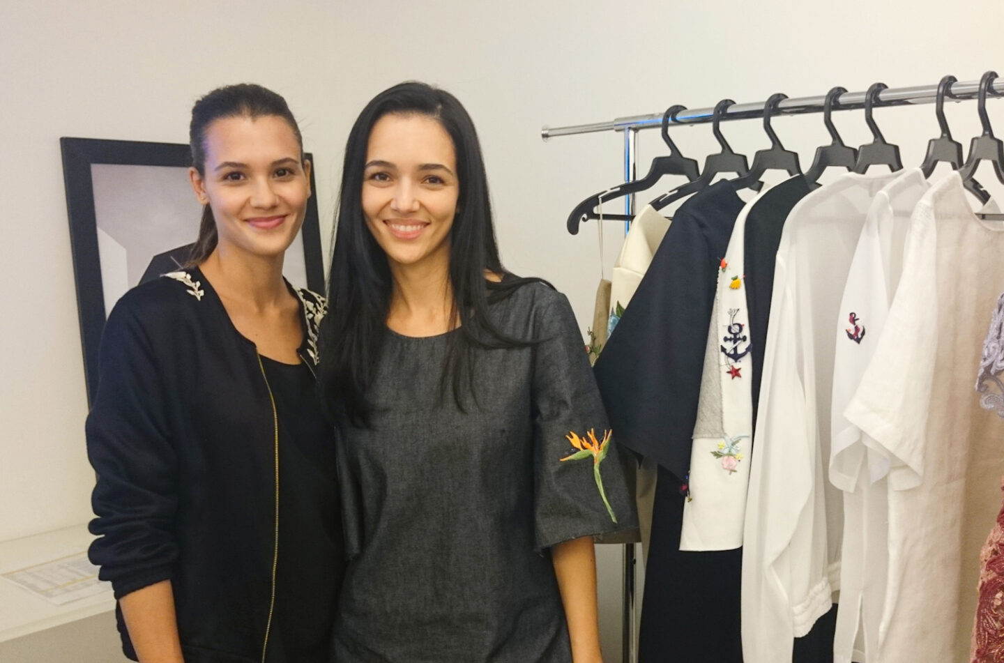 Riachuelo lança coleção com jovem marca Llas, de dupla vencedora do ...