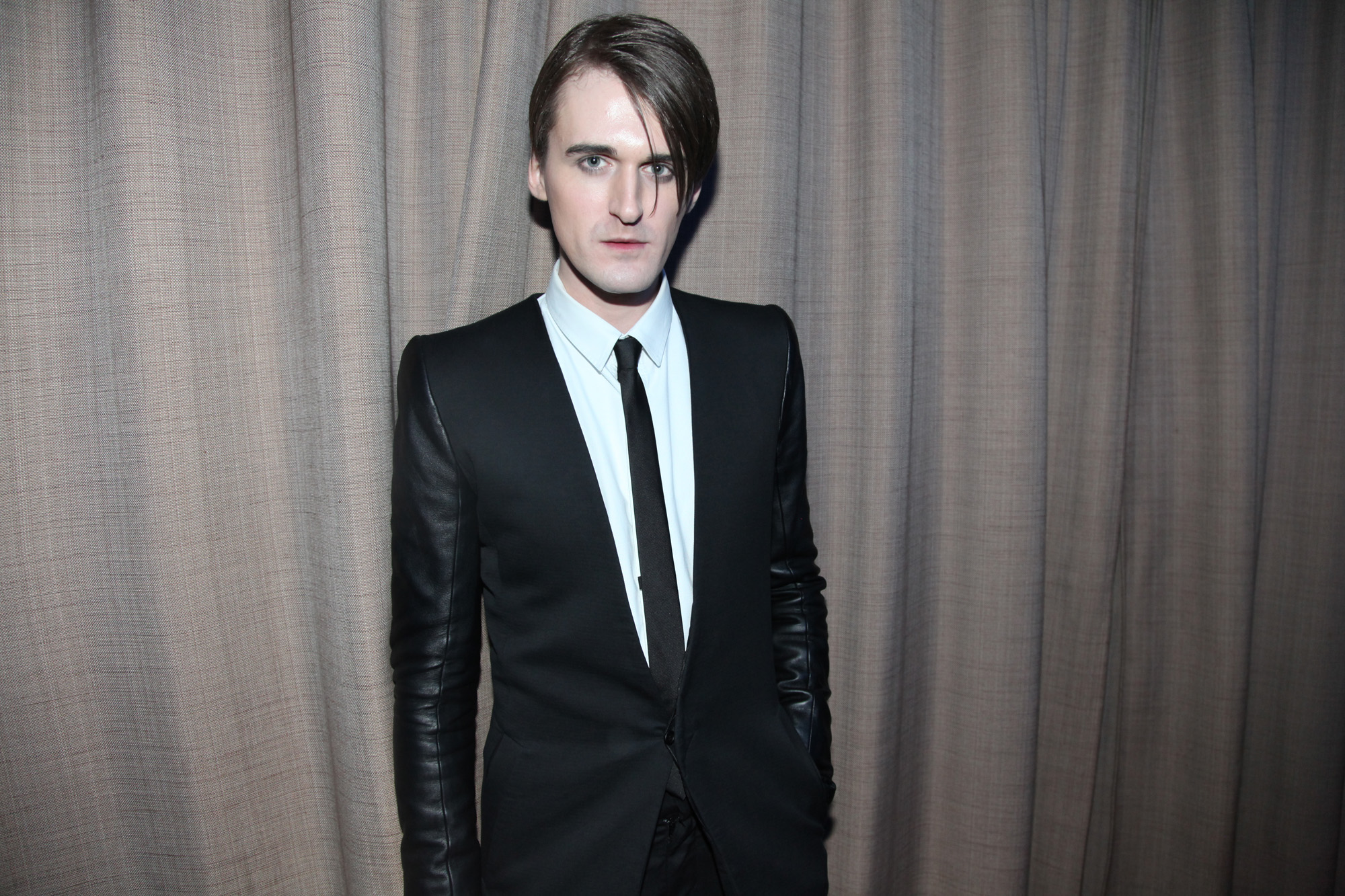 Gareth Pugh volta a desfilar na semana de moda de Londres depois de ...