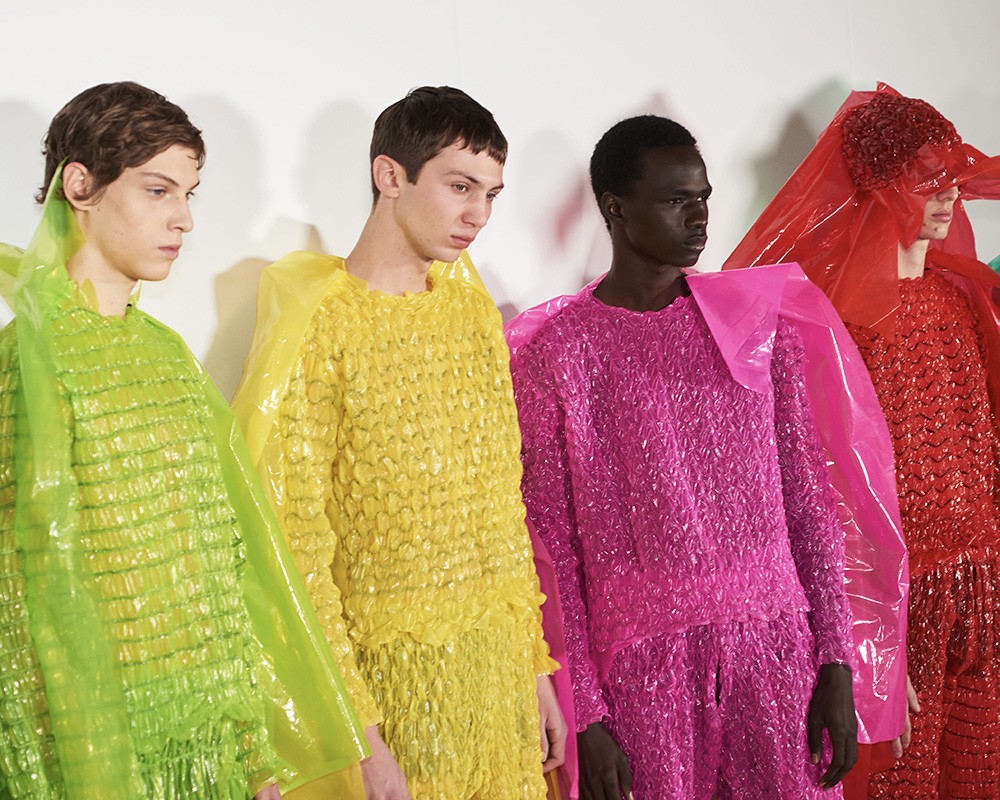 Invisible Men: exposição inédita mostra 120 anos de história da moda ...